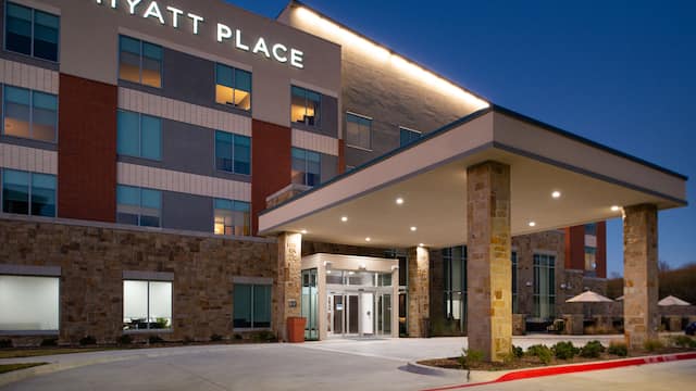 Hotel Photos | Hyatt Place Dallas / Rockwall