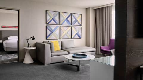 Hotels Near LAX Airport & SoFi Stadium | Hyatt Regency LAX