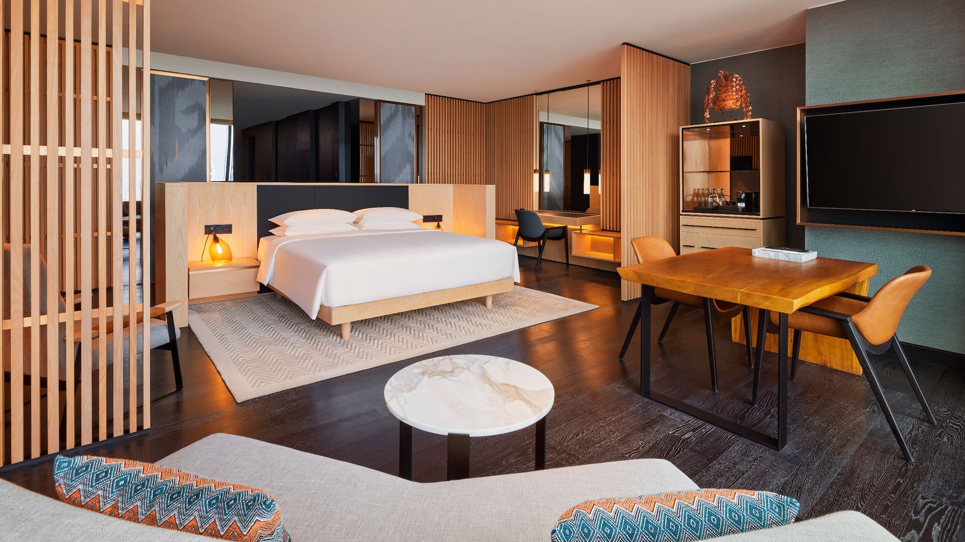 Hotel Room Booking at 5 Star Modern Luxury Hotel | Park Hyatt Jakarta