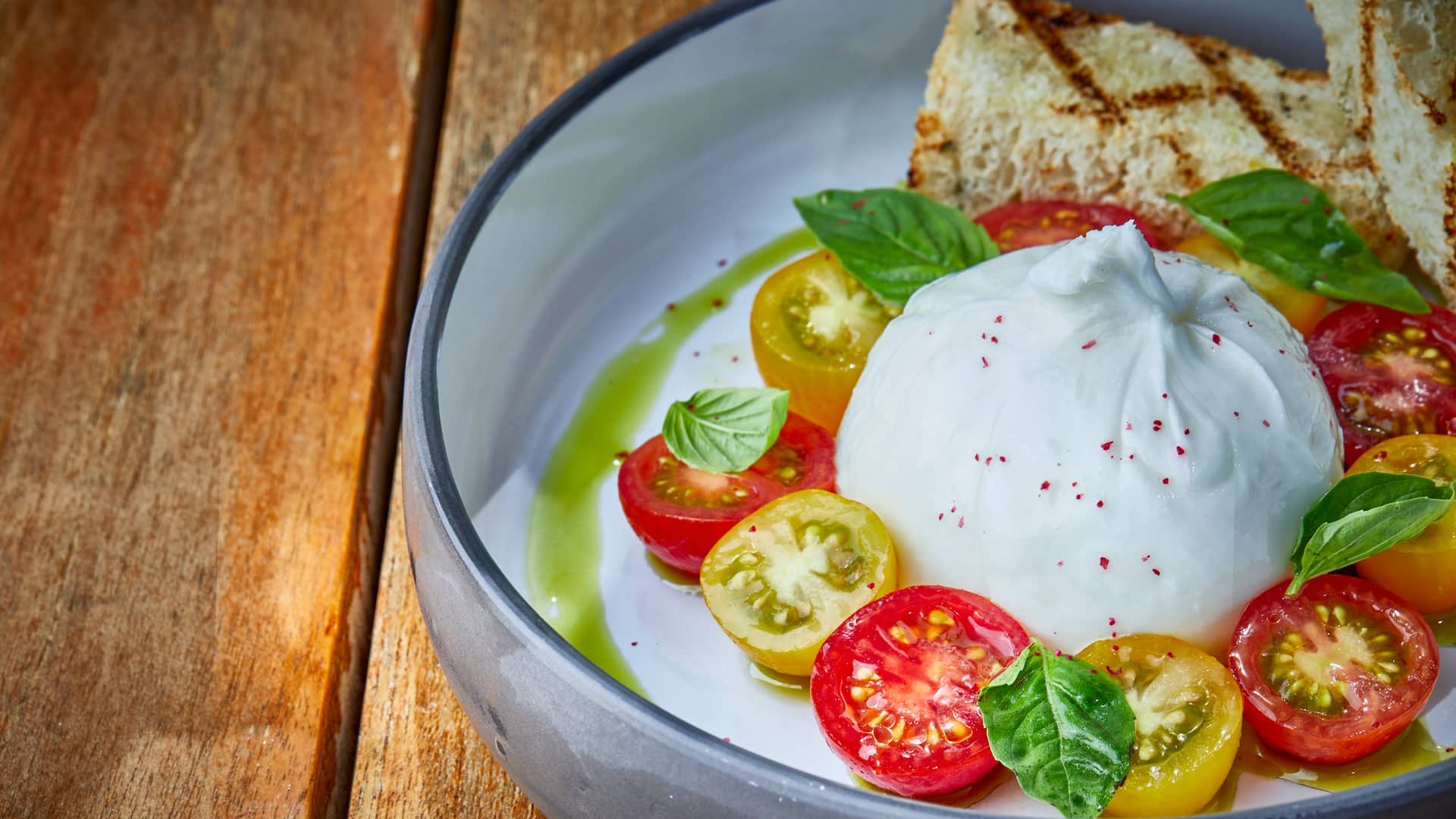 Savor coastal elegance at SESUN Grill and Beach Bar | Dining at Hyatt ...