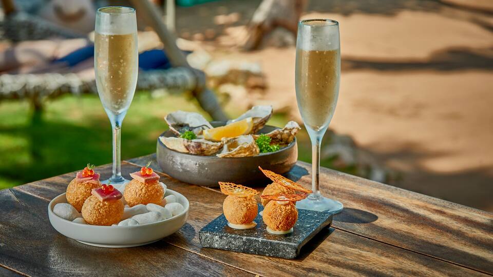 Savor coastal elegance at SESUN Grill and Beach Bar | Dining at Hyatt ...