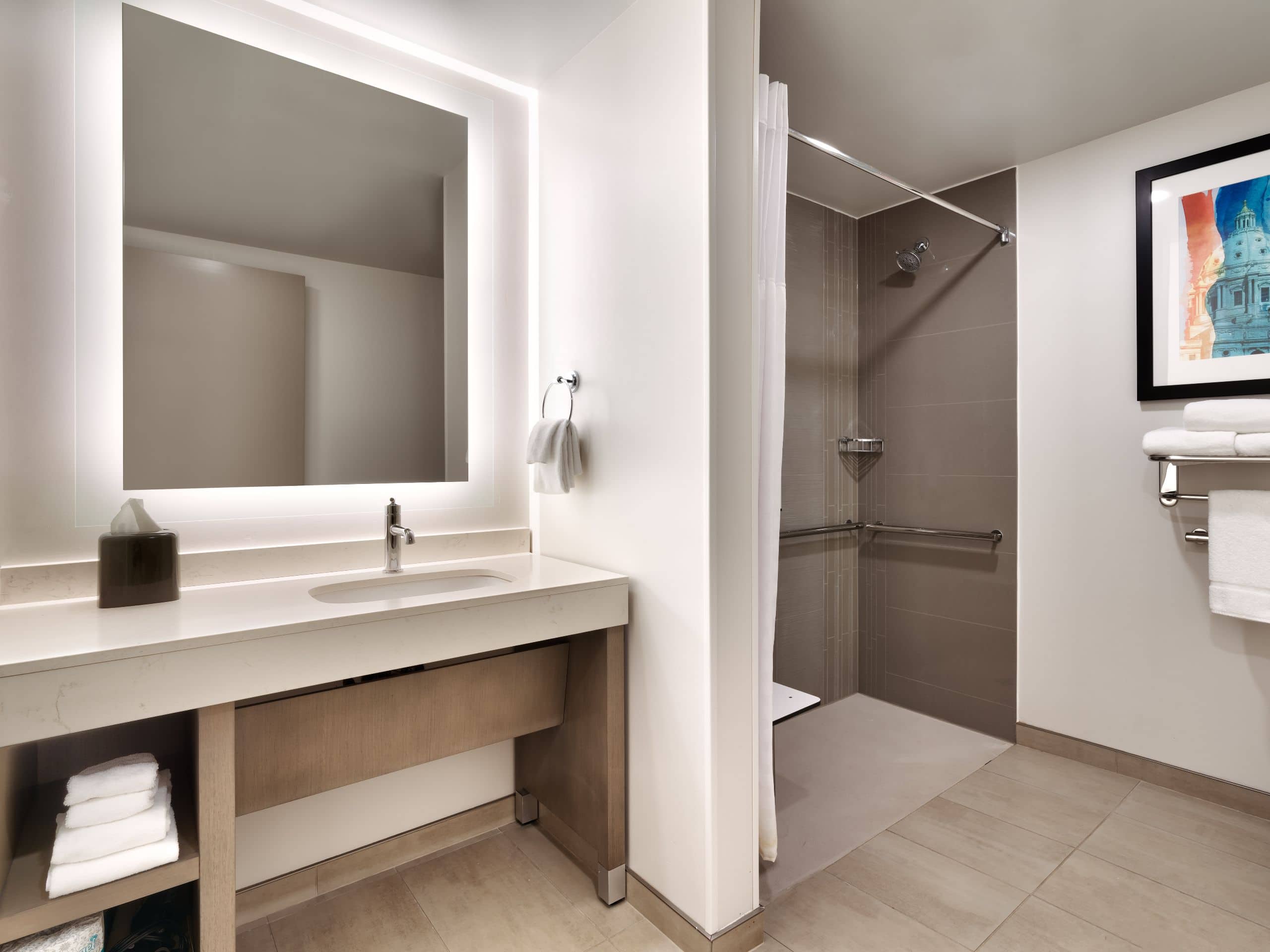 Rooms & Suites near Mayo Clinic in Rochester, MN | Hyatt House ...