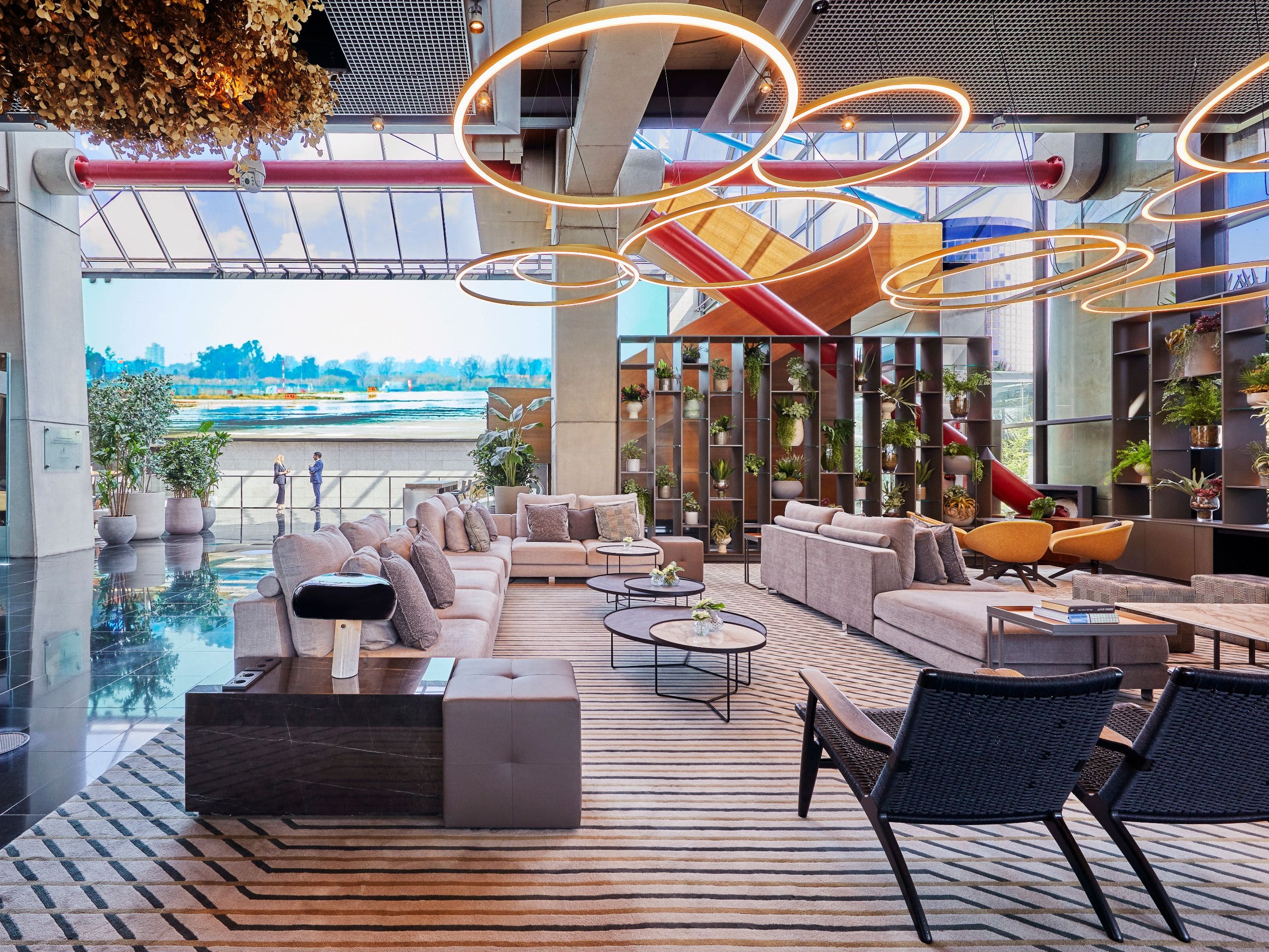 Hotel moderno cerca del aeropuerto de Barcelona | Hyatt Regency ...