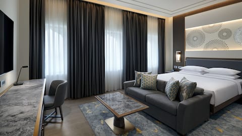 Palatial Hotel Near Airport Jaipur | Hyatt Regency Jaipur Mansarovar