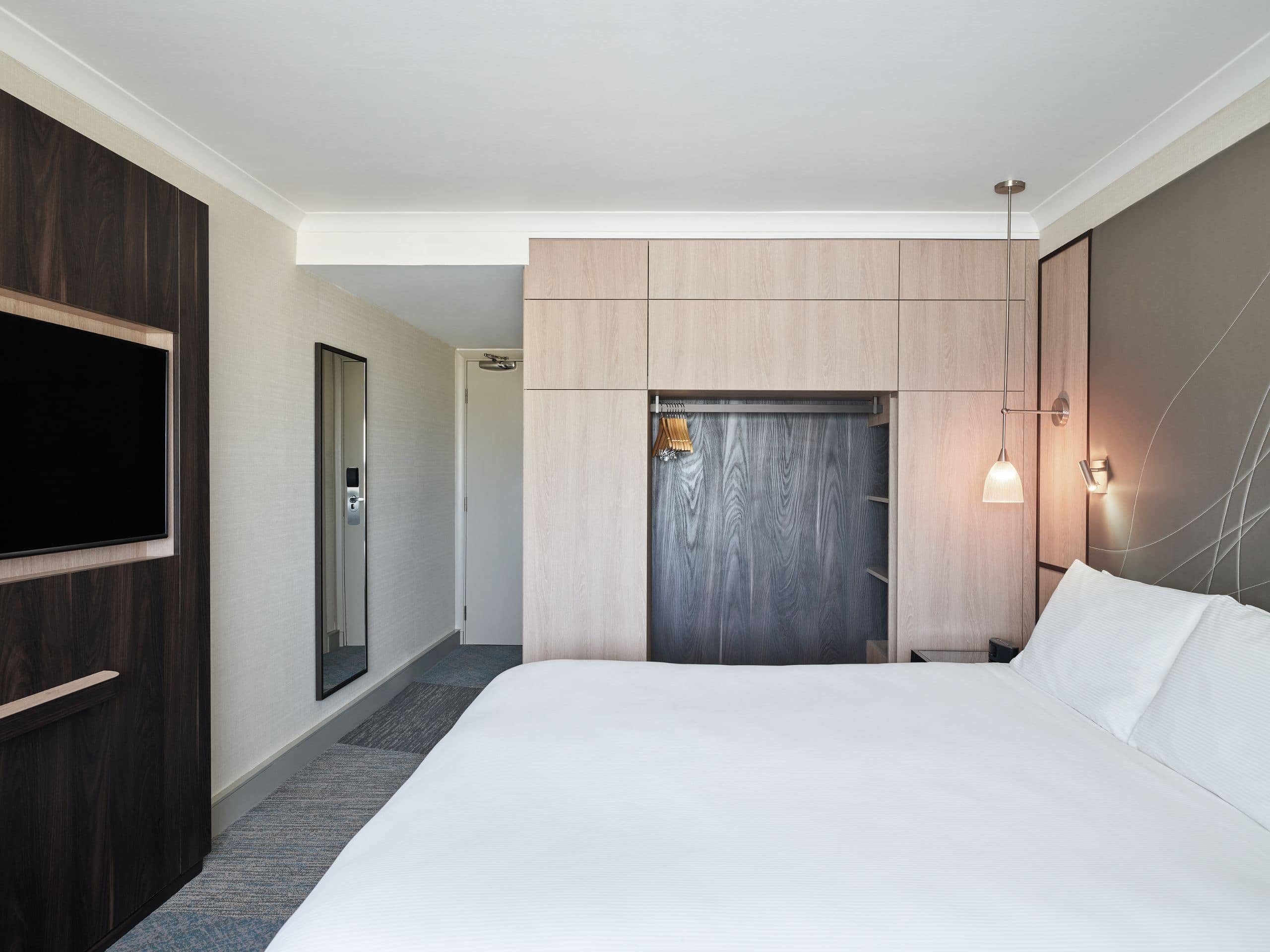 4 Star Heathrow Airport Hotel | Hyatt Place London Heathrow