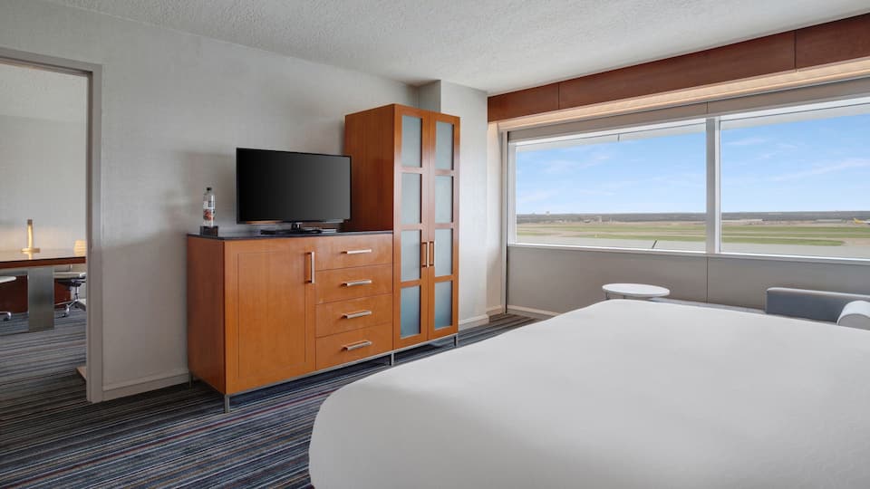 Hotel Photos | Grand Hyatt DFW