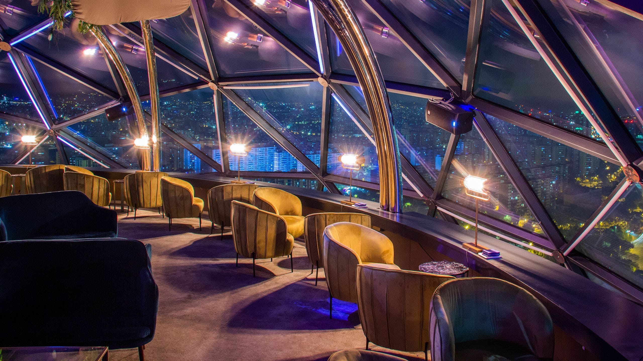 Restaurantes y bares cerca del centro de la ciudad de Barcelona / Hyatt ...