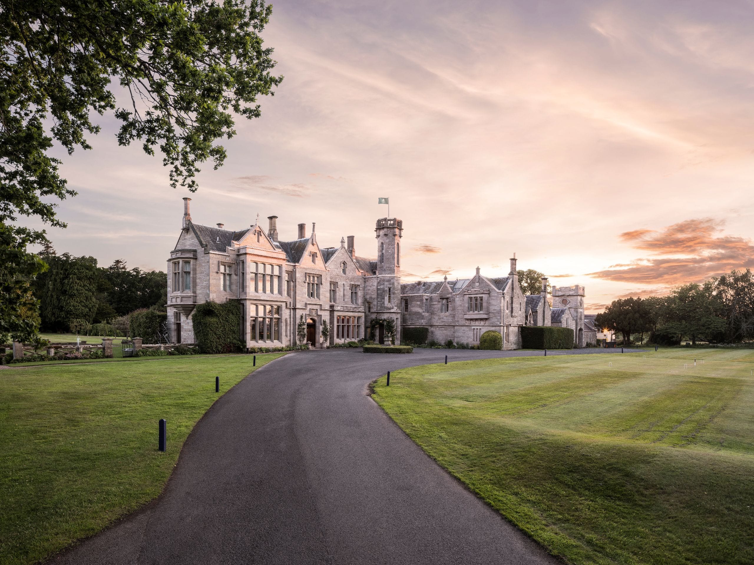 Hotel Information | SCHLOSS Roxburghe | Destination by Hyatt