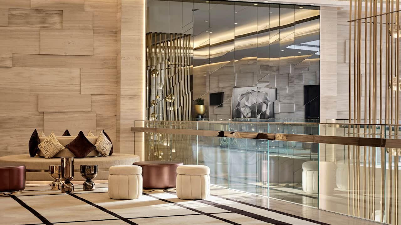 Hotel sofisticado no distrito de petróleo e gás | Hyatt Regency Al Kout ...