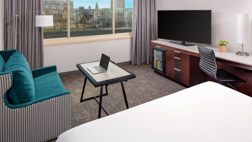 Boston Hotel Photo Gallery | Hyatt Regency Boston / Cambridge