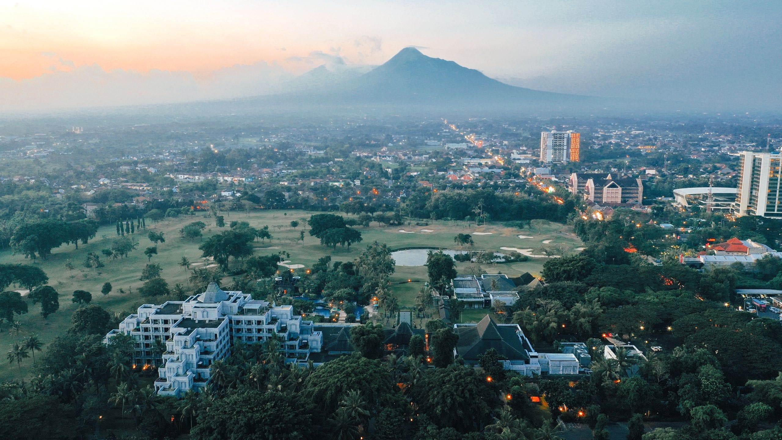 Yogyakarta Golf Course | Hyatt Regency Yogyakarta