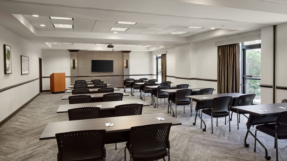 Modern Hotel Near Princeton University | Hyatt Place Princeton