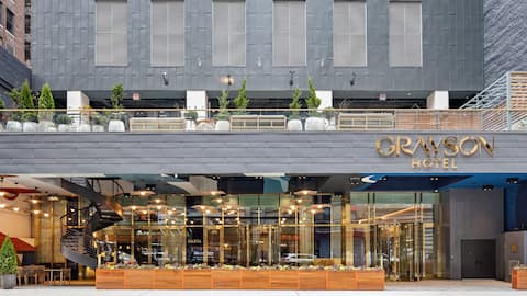 Midtown Manhattan Luxury Hotels Near Bryant Park | Grayson Hotel