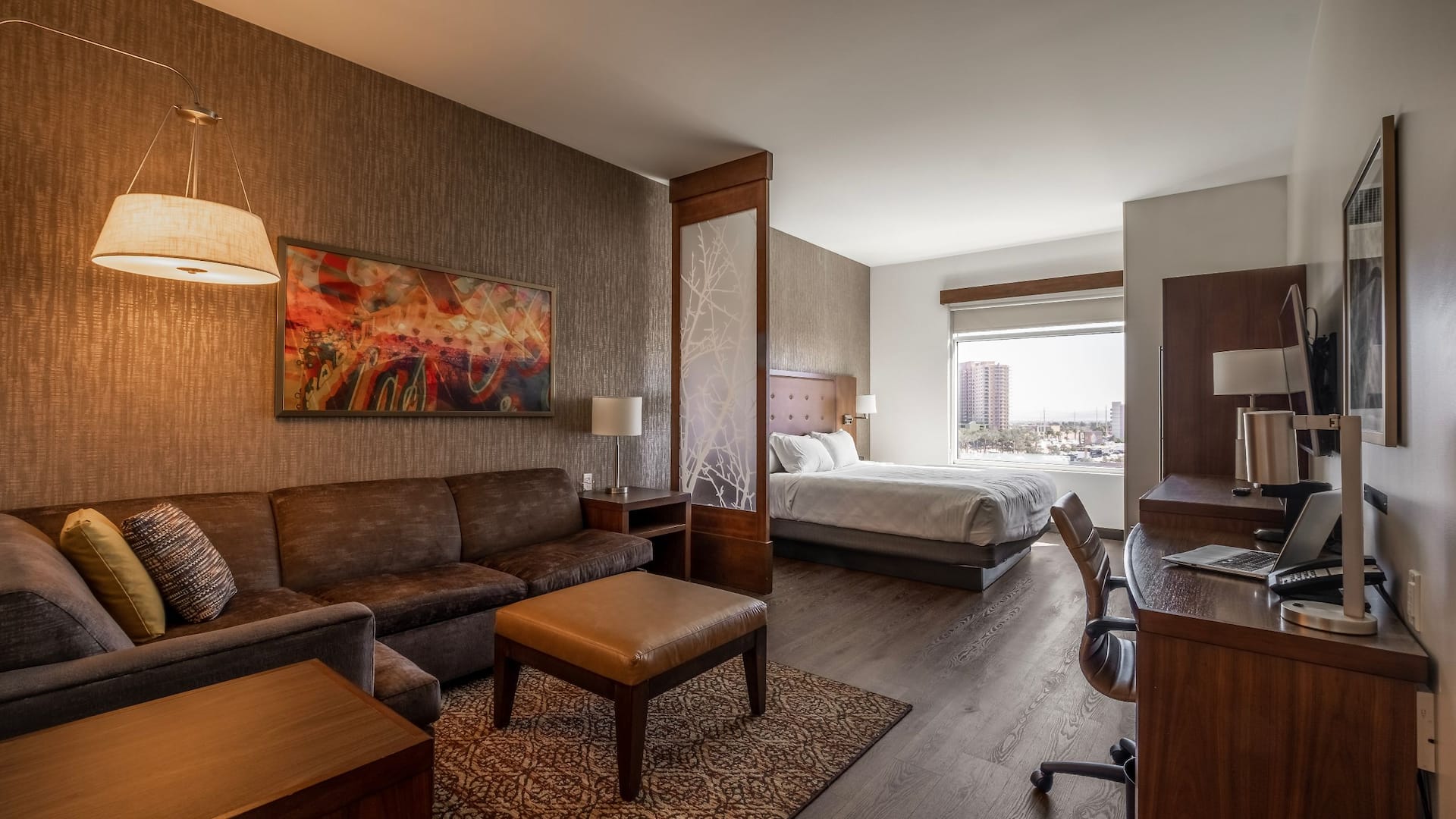 Silverton Las Vegas Hotel Rooms | Hyatt Hotel Las Vegas At Silverton ...