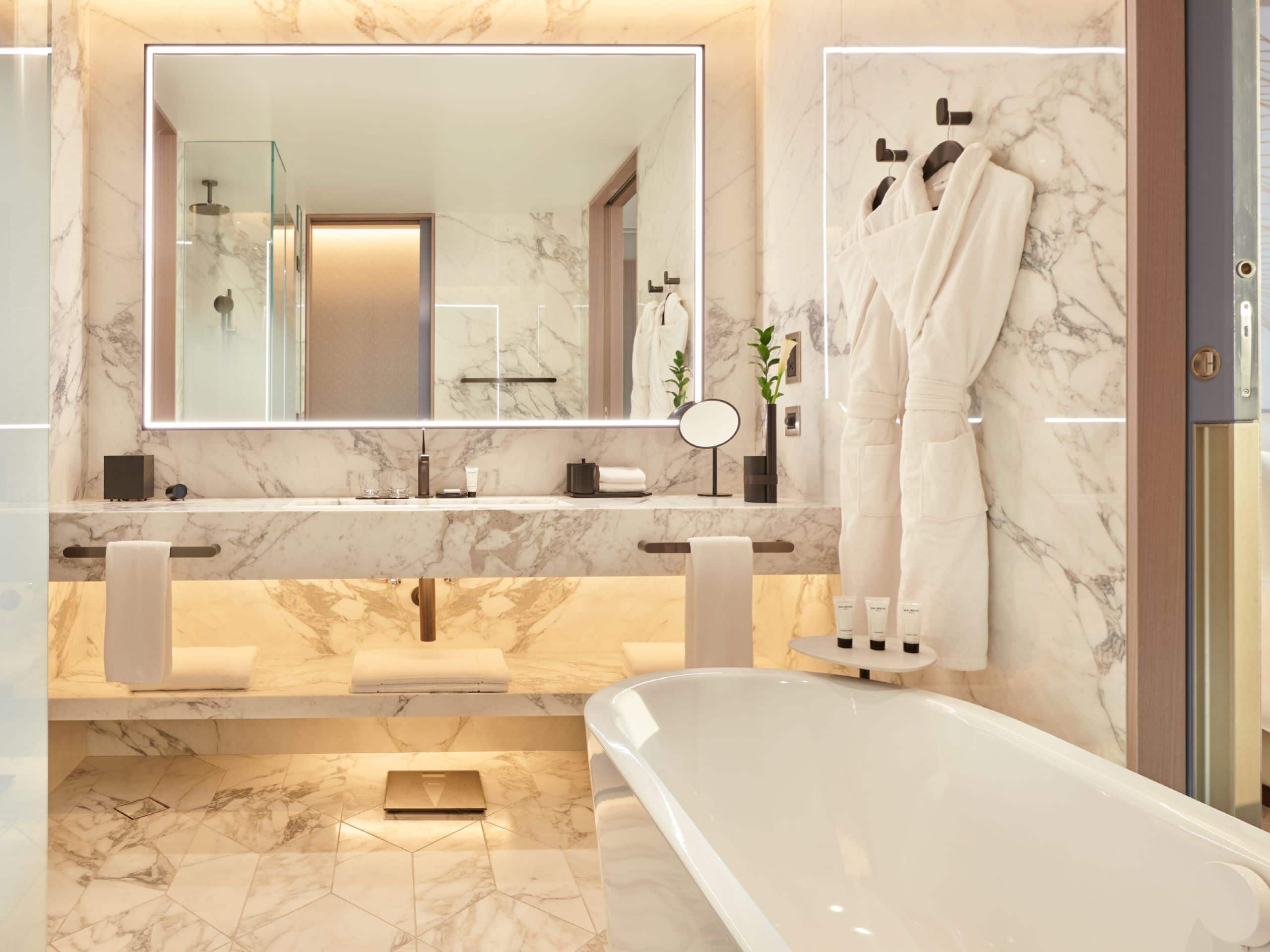 Luxurious Hotel Rooms in the 360 Mall | Grand Hyatt Kuwait
