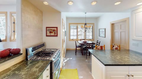 Condo Rentals on Vail Mountain | Vail Residences at Cascade Village