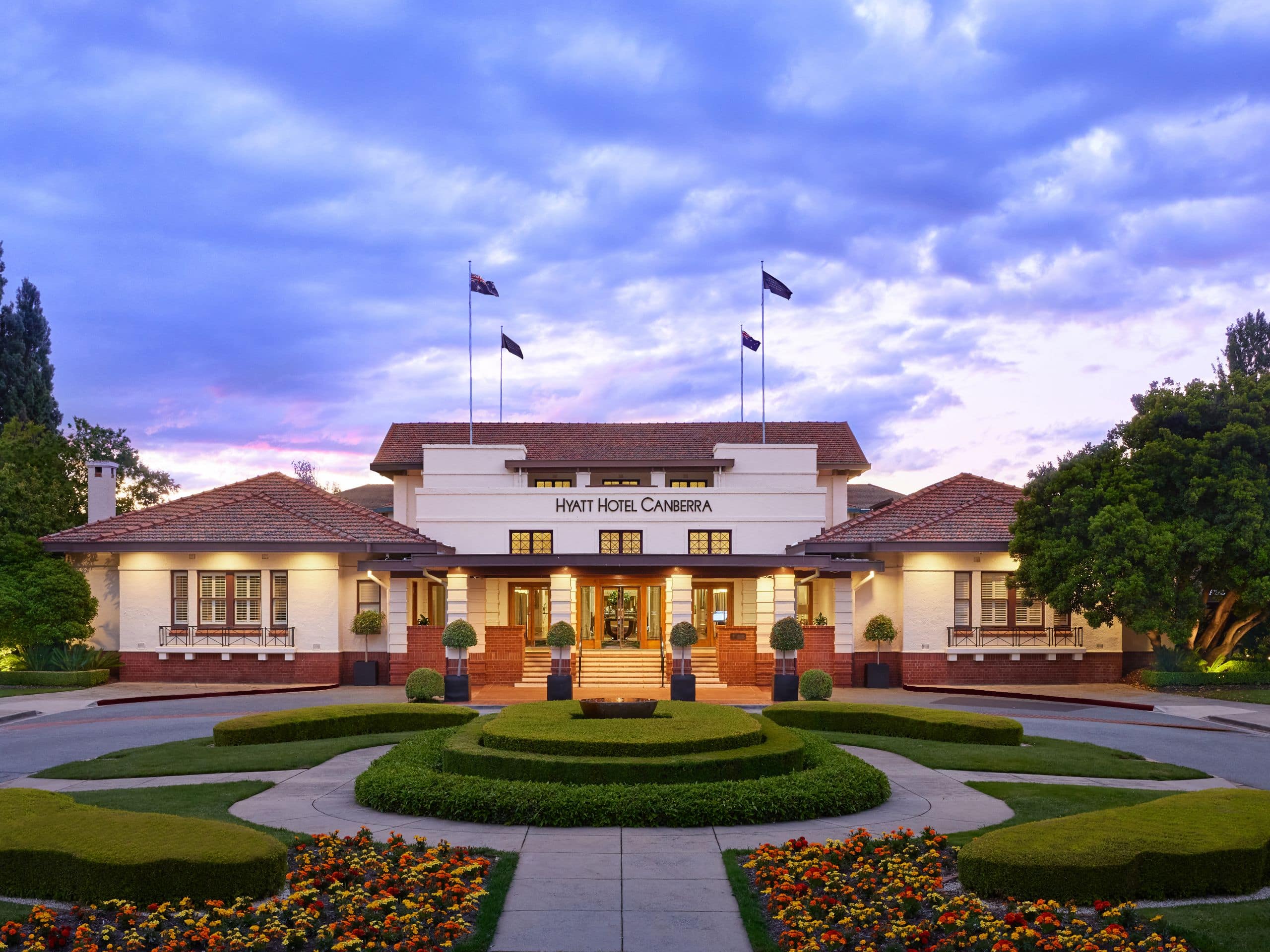 The Tea Lounge | High Tea & Restaurant | Hyatt Hotel Canberra – A Park ...