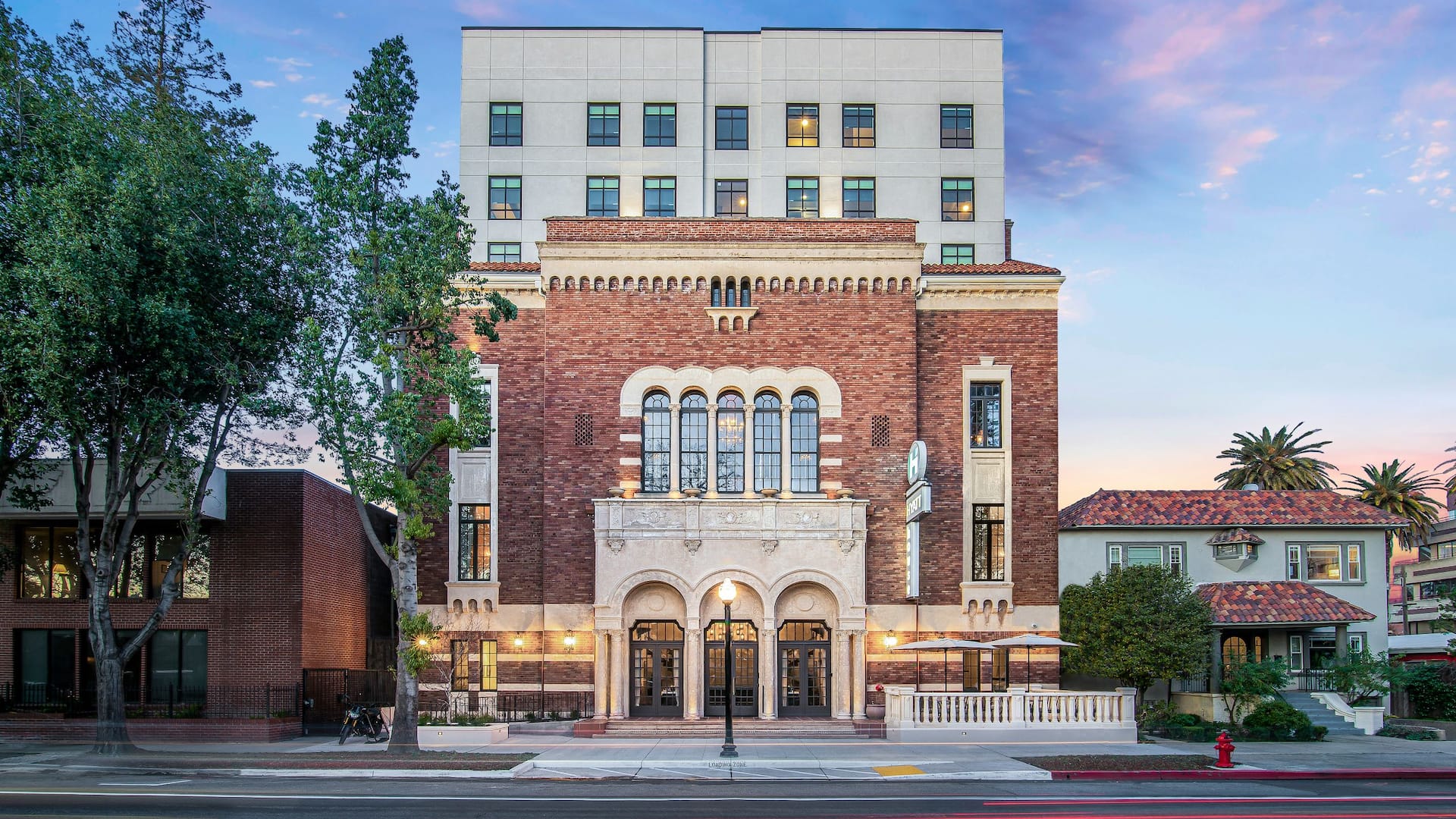 Hotel Photos | Hyatt House Sacramento / Midtown