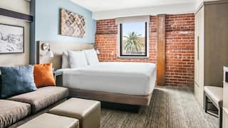 Hotel Photos | Hyatt House Sacramento / Midtown
