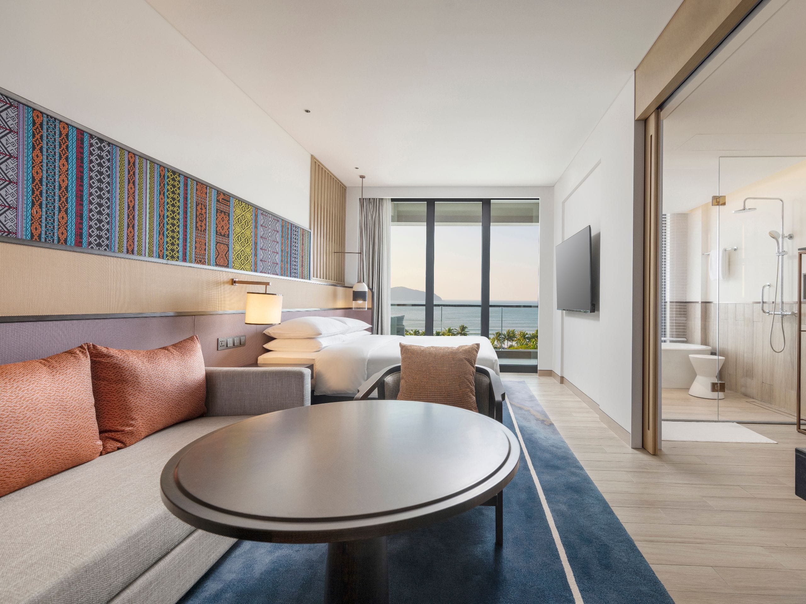 Ocean-Views Rooms, Suites and Family Villas｜Hyatt Regency Sanya Tianli Bay
