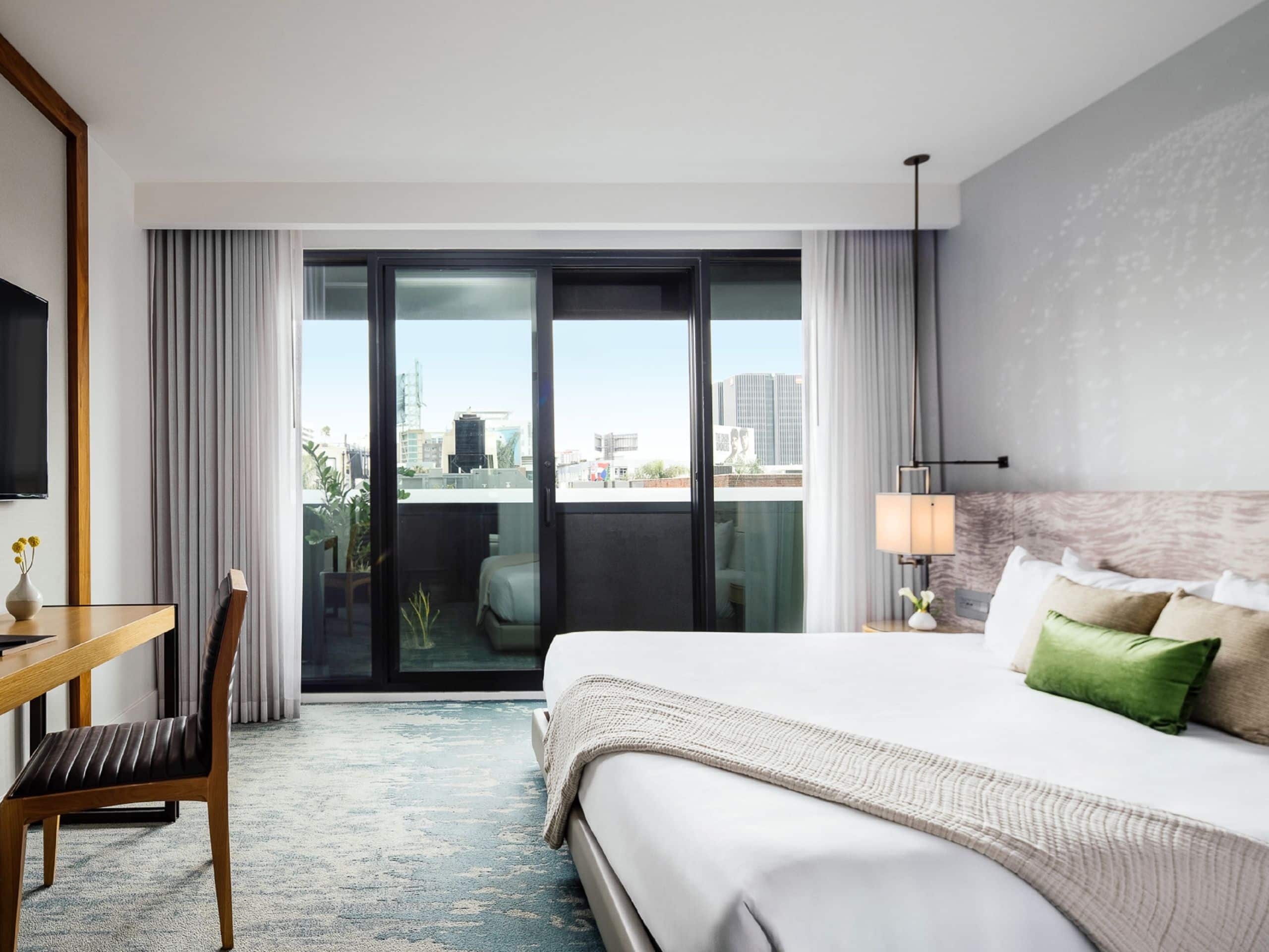 Quartos e suítes de hotel luxuosos em Los Angeles | Dream Hollywood, by ...