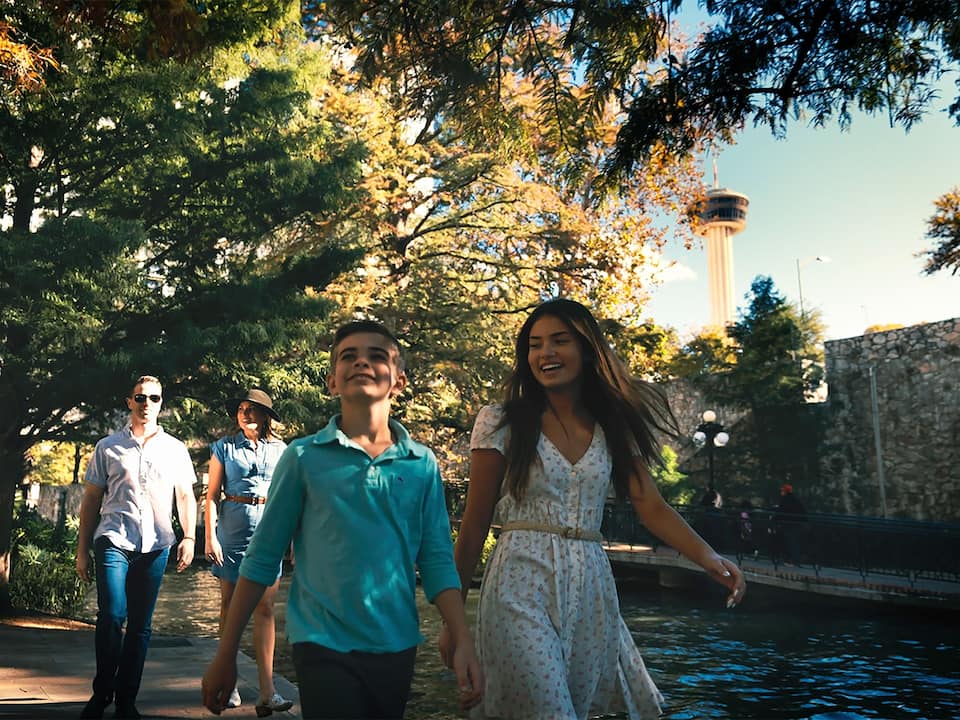 Downtown Dallas Hotel Near Convention Center | Hyatt Regency Dallas