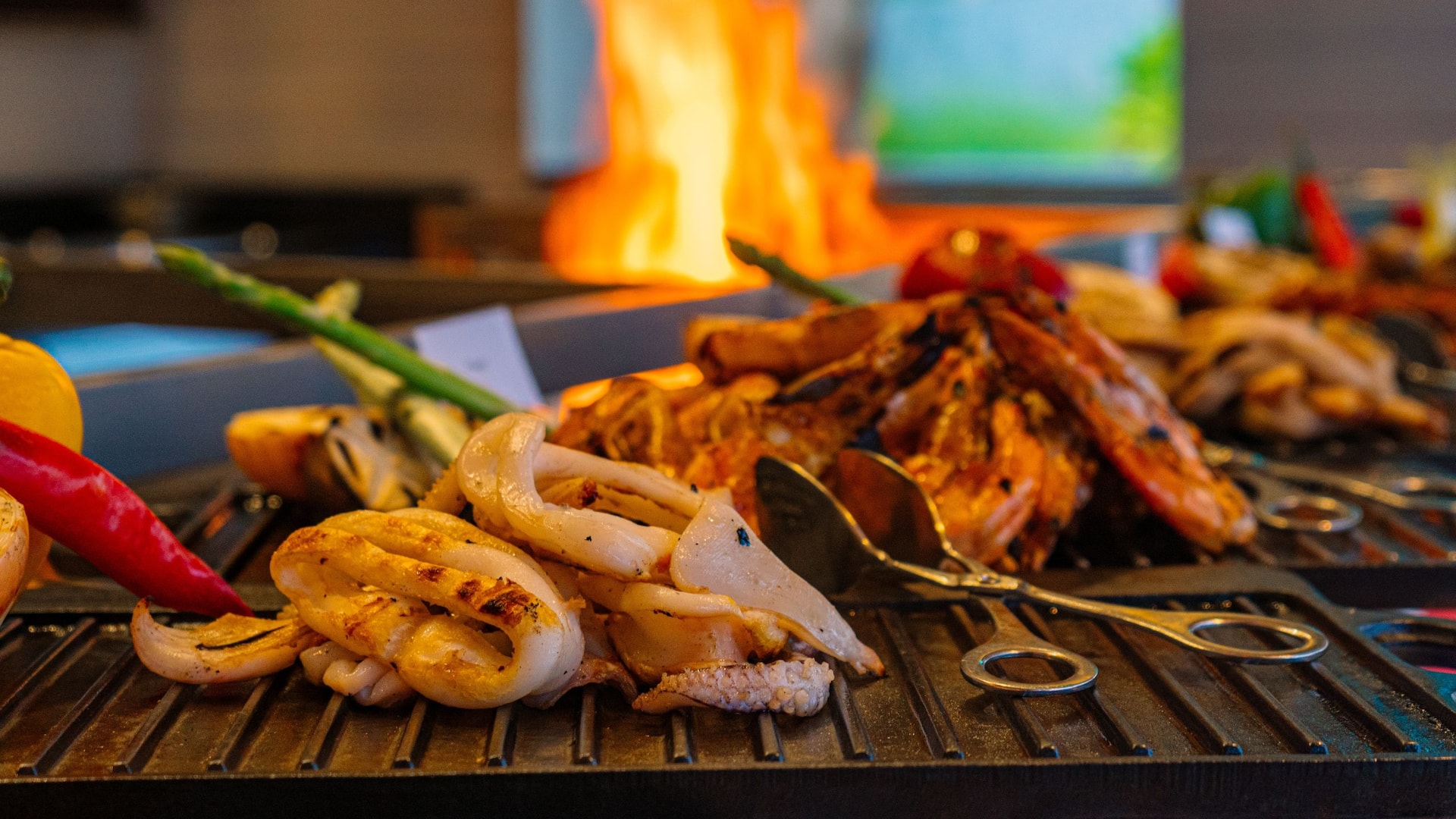 Savor coastal elegance at SESUN Grill and Beach Bar | Dining at Hyatt ...