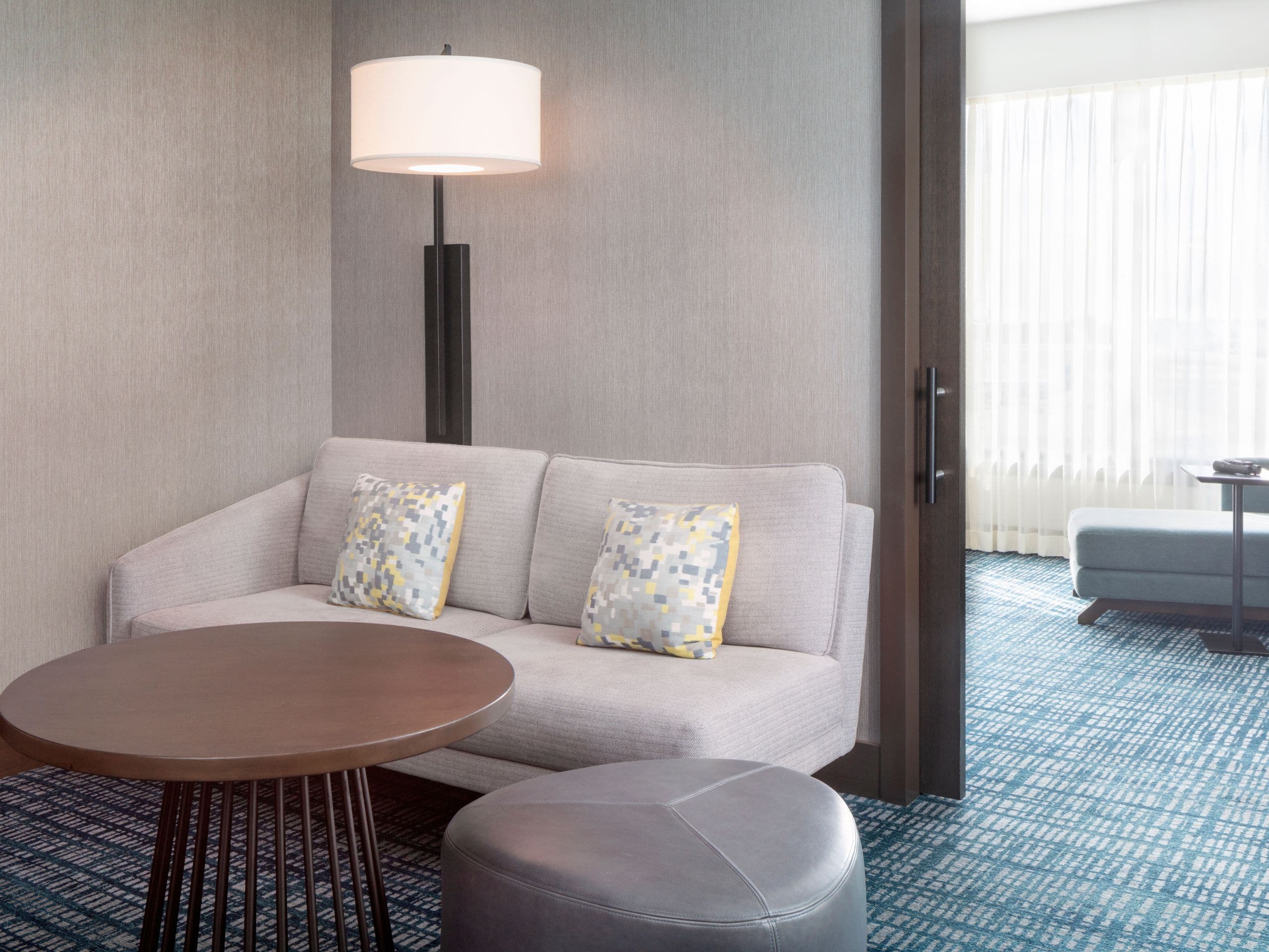 Hotel Rooms and Suites Near San Francisco Airport | Grand Hyatt at SFO