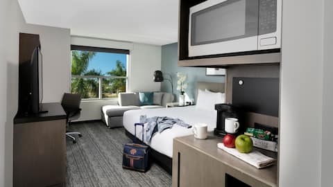 Puerto Rico Hotel Rooms & Suites | Hyatt House San Juan