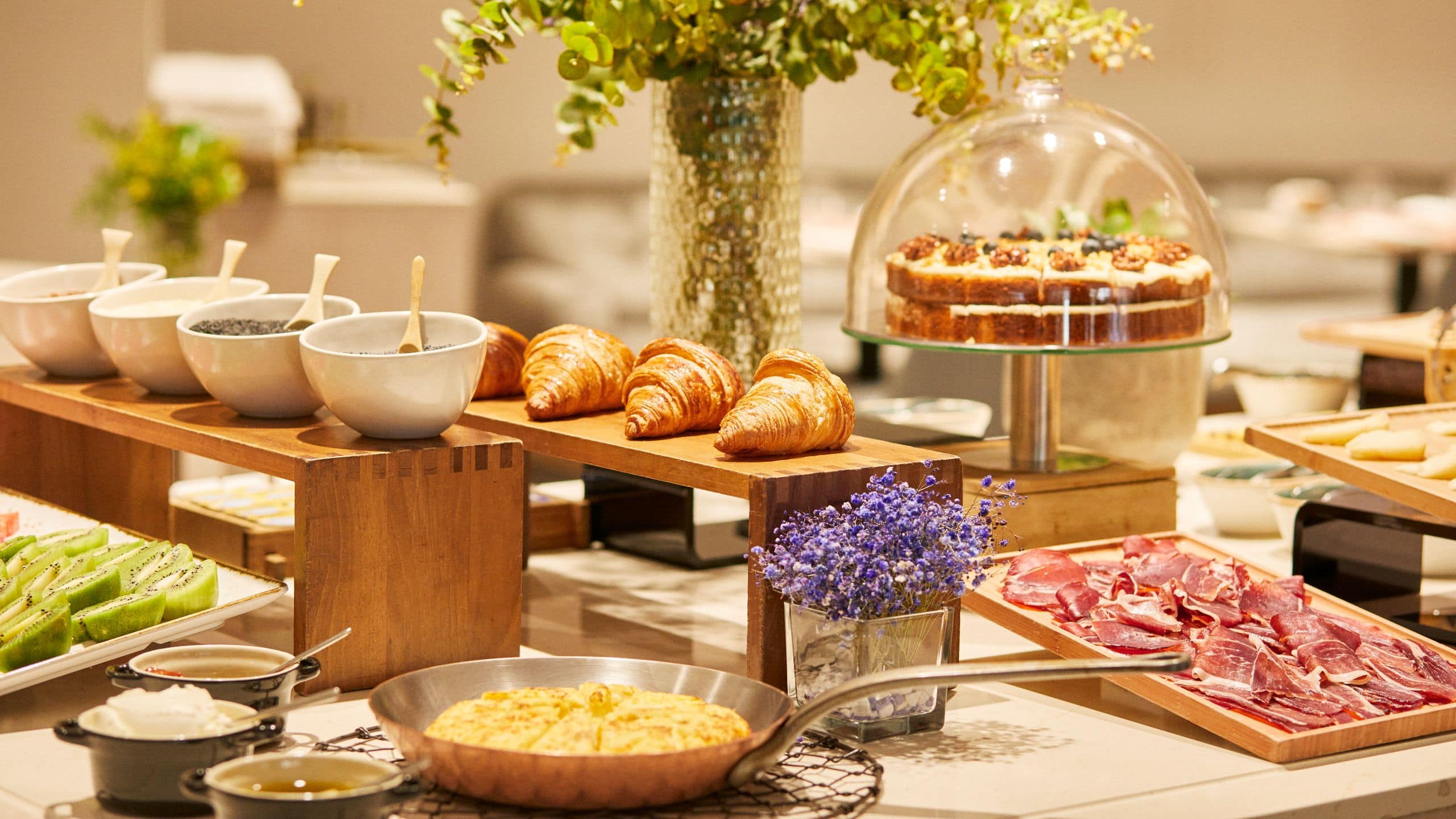 Michelin Star Spanish and European Restaurant | Hyatt Regency Hesperia ...