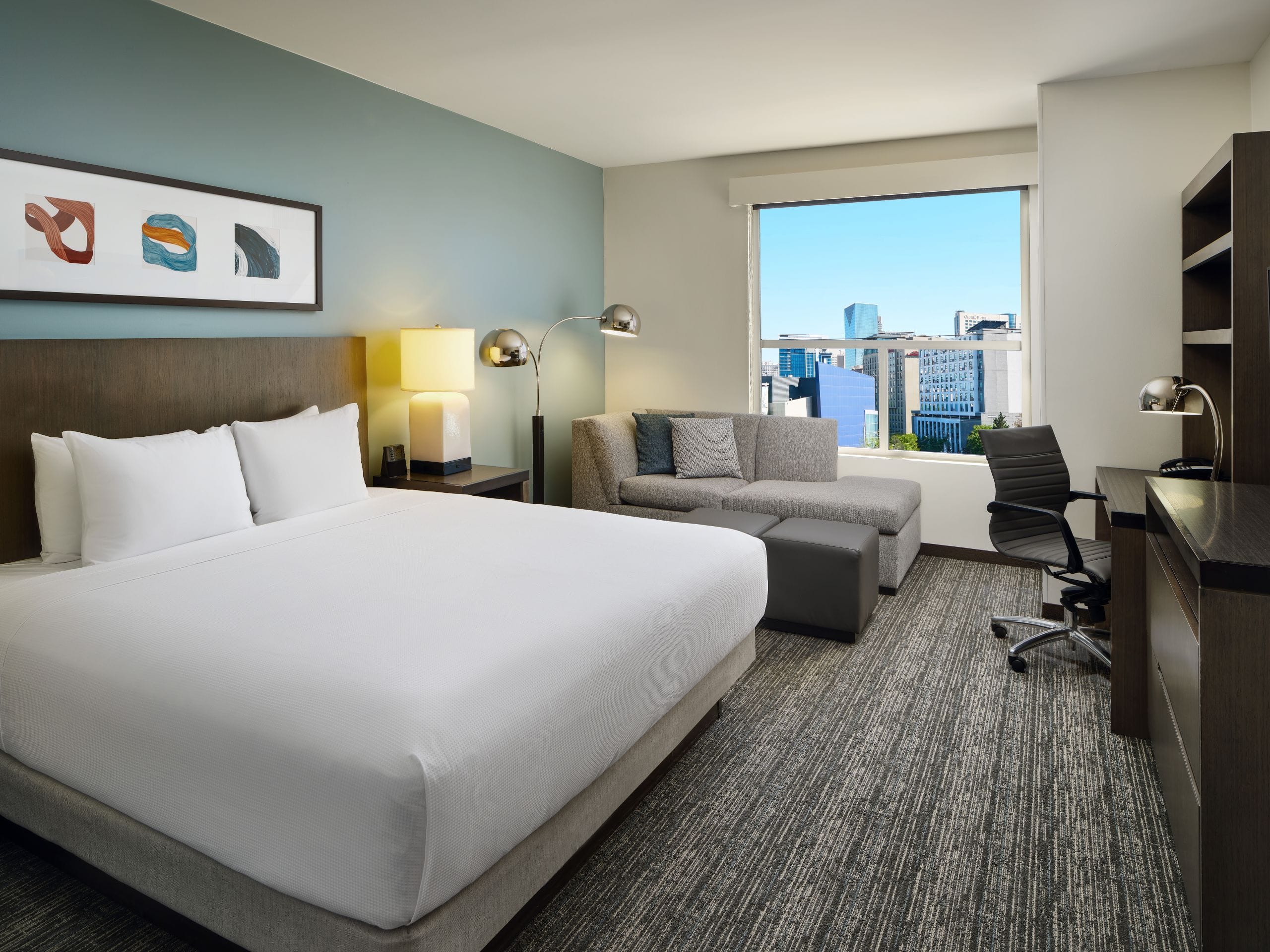 Hotel Rooms & Suites Downtown Atlanta | Hyatt House Atlanta/Downtown