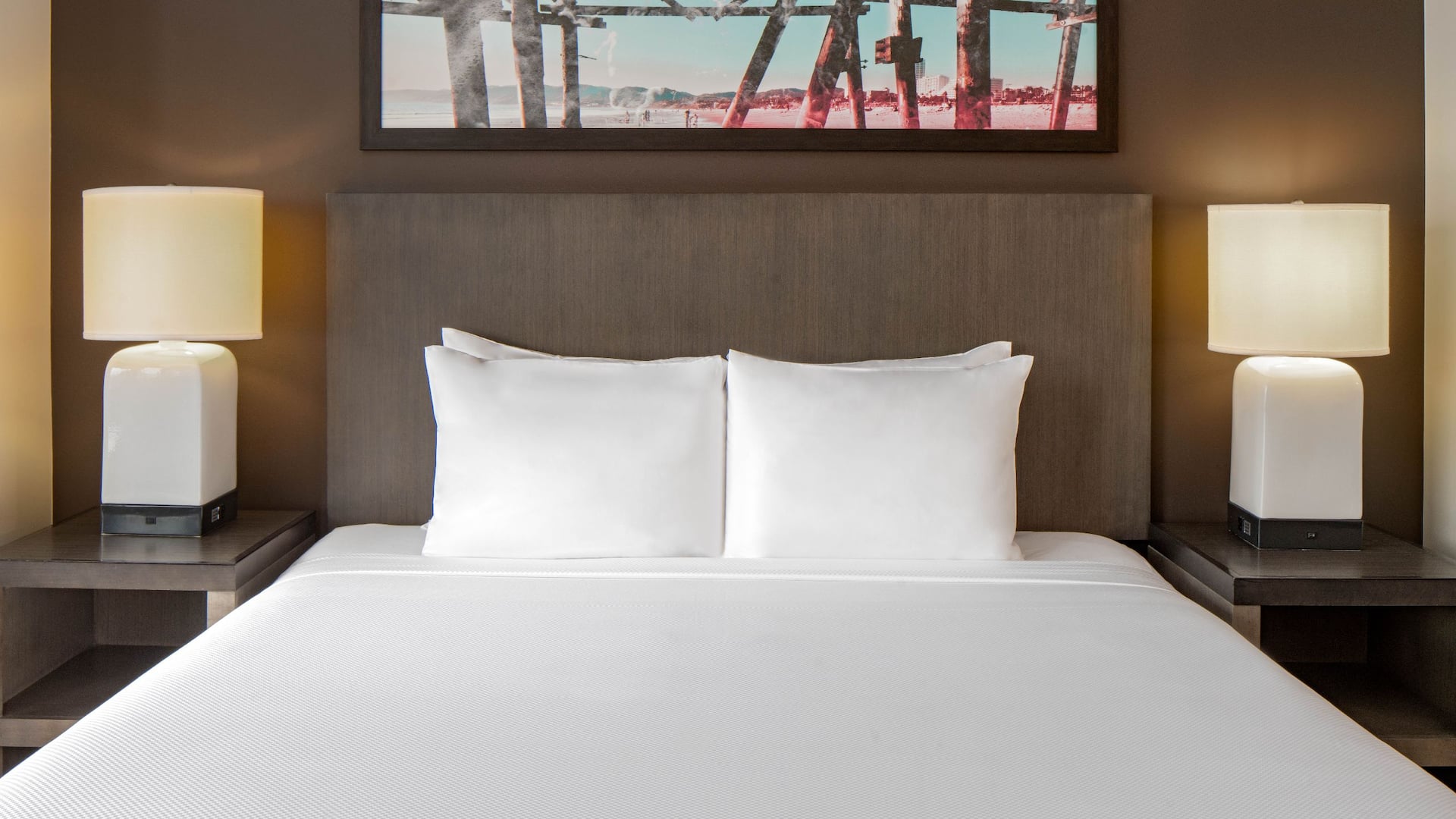 Hotel Photos | Hyatt House New Orleans/Downtown