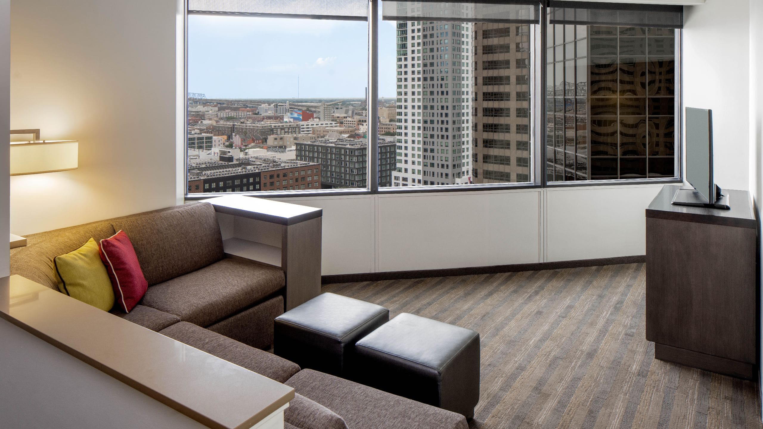 Extended Stay Hotel Near the Superdome | Hyatt House New Orleans / Downtown