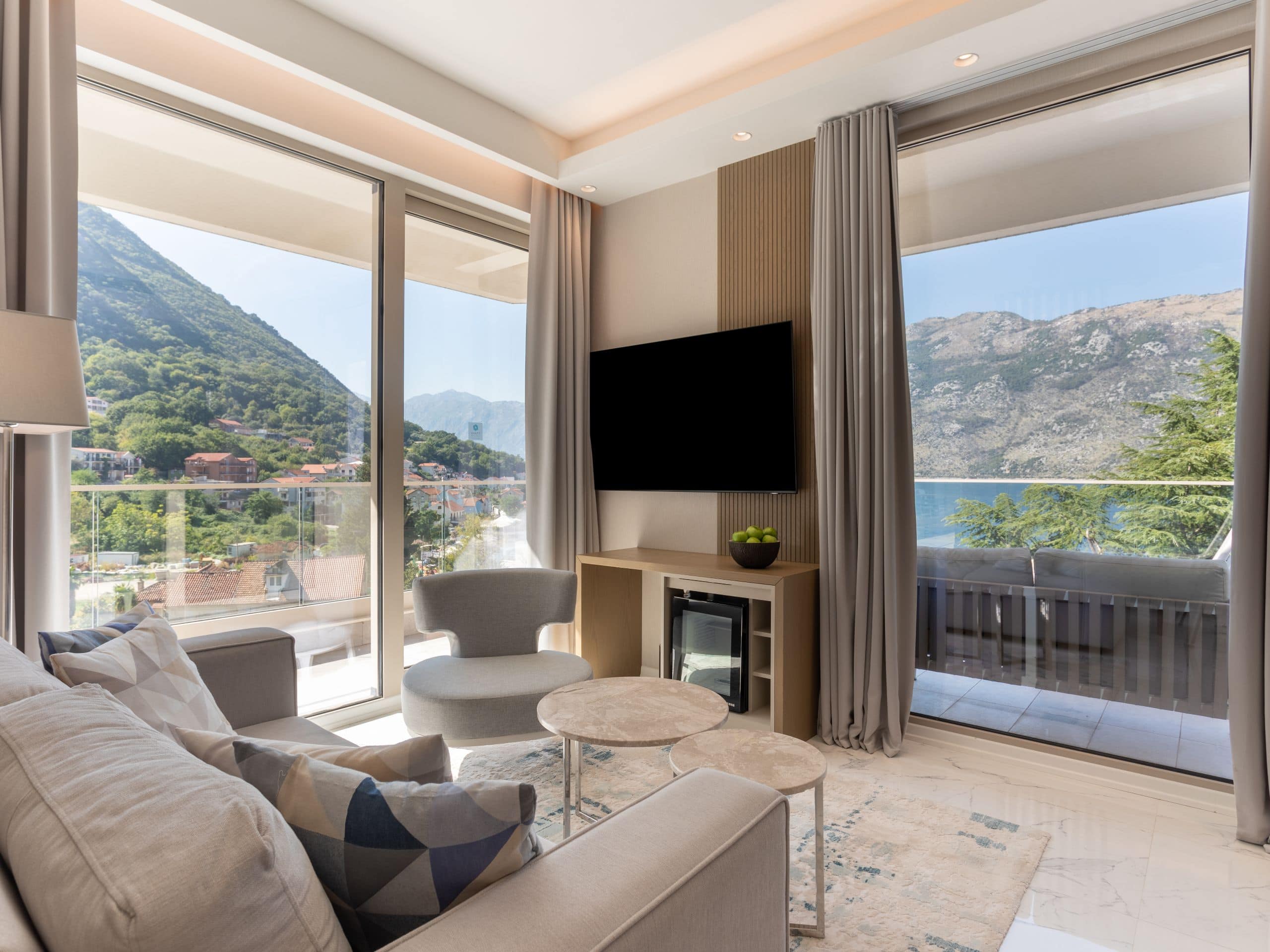 Luxury 5-Star Resort Rooms and Suites | Hyatt Regency Kotor Bay Resort