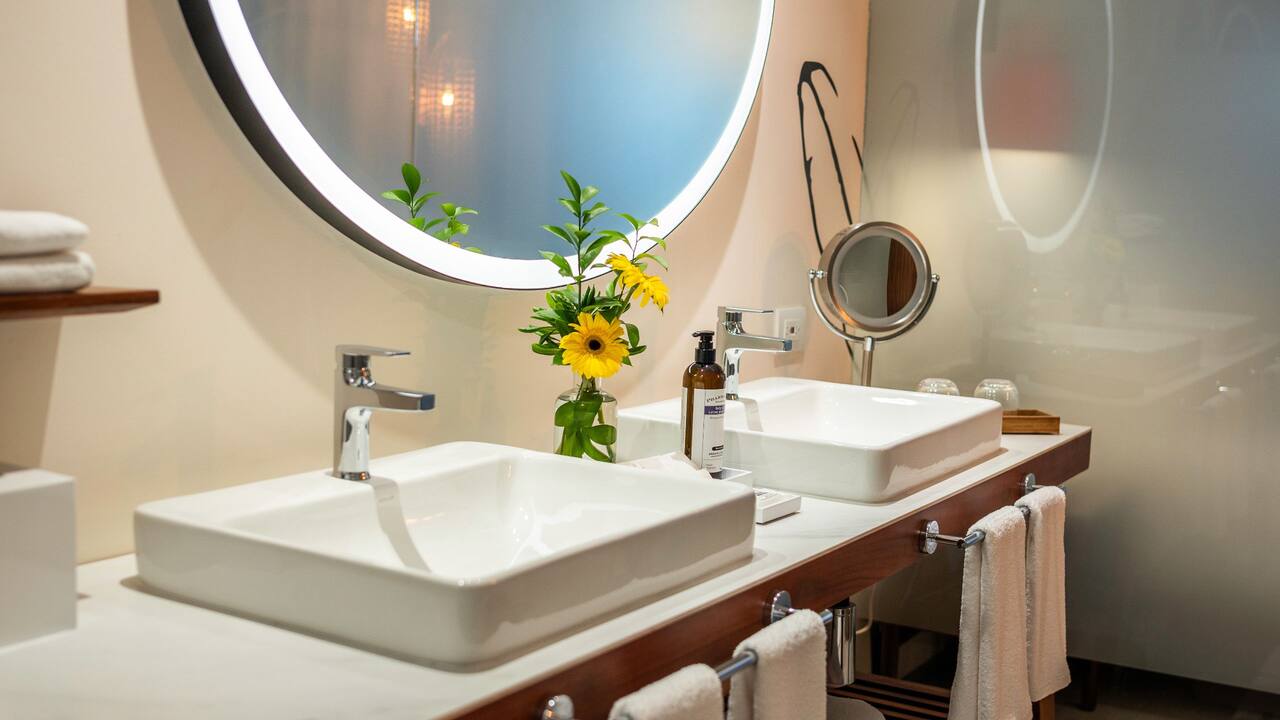 Photos and Reviews | Hyatt Vivid Grand Island