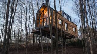 Treehouse Cabins in New York | The Chatwal Lodge