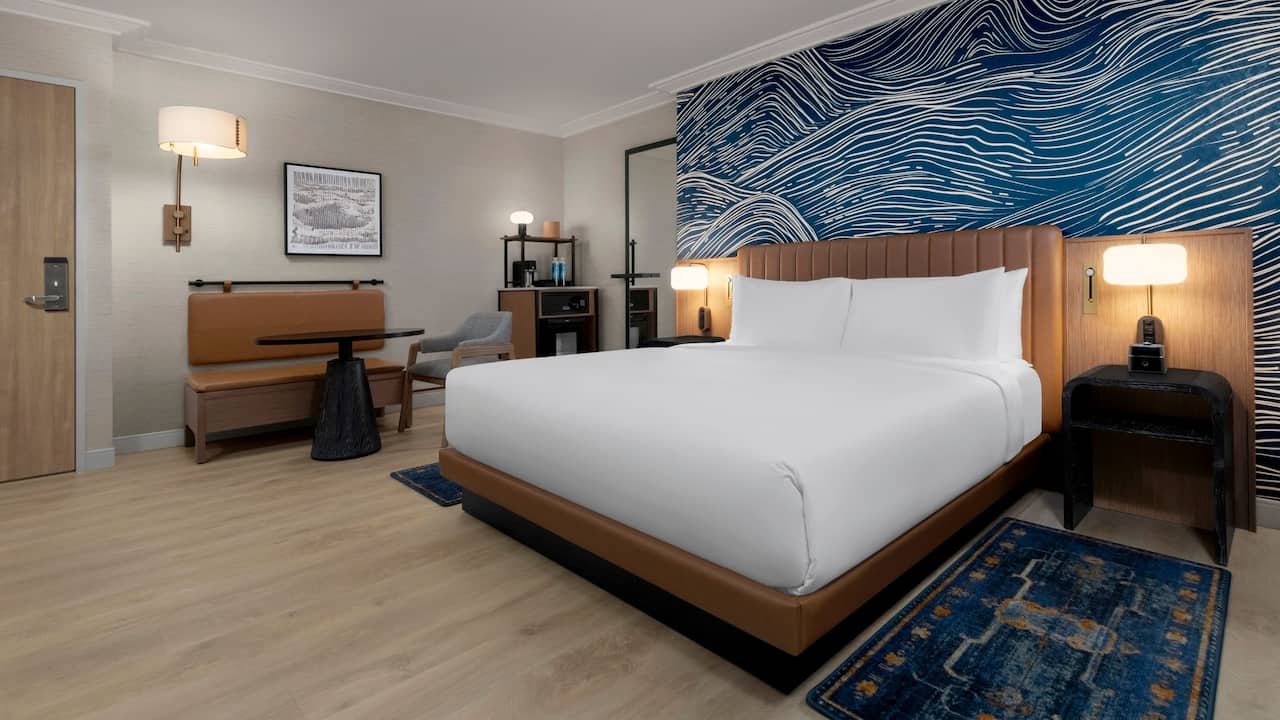 Hotel Rooms & Suites In Irvine, CA | Hyatt Regency Irvine