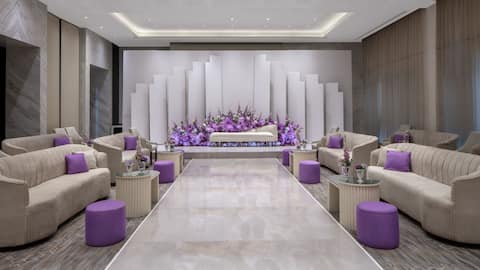 Modern 4-Star Hotel near Tahlia Street | Hyatt Place Riyadh Al Sulaimania