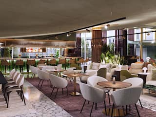 Luxury Hotel in Rome with Rooftop & Pool | Hyatt Regency Rome Central