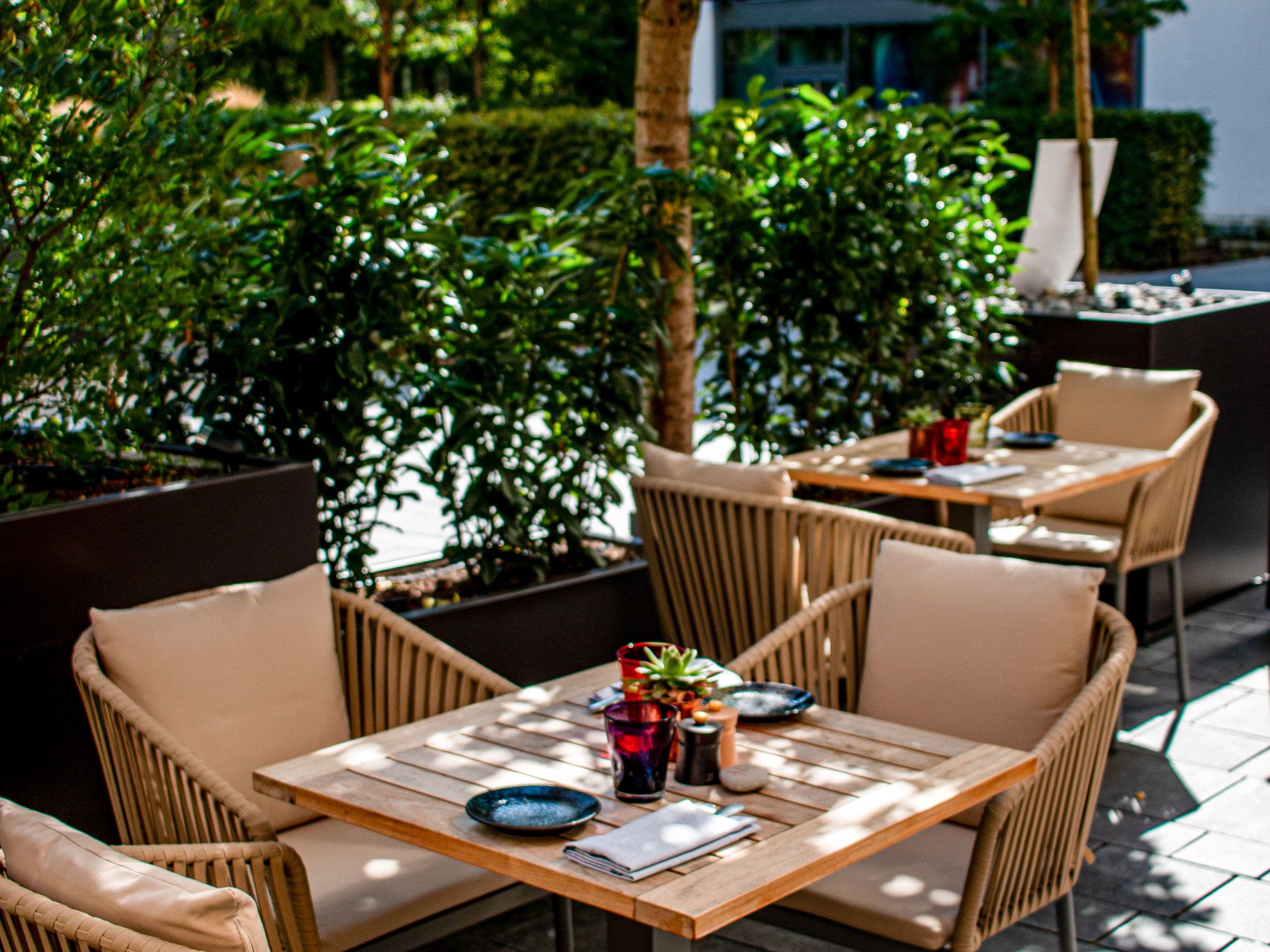 Modern Meat House | Steak Restaurant | M'Uniqo Rooftop Bar