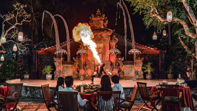 Pasar Senggol | Authentic Indonesian & Balinese Restaurant | Grand ...