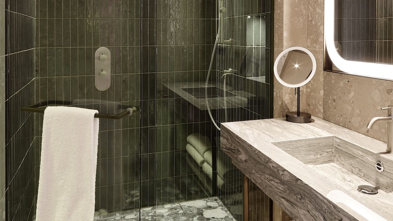 Hotel Photos: Discover Elegance | Hyatt Regency Rome Central