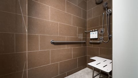 Hotel Suites Naples | Hyatt House Naples/5th Avenue