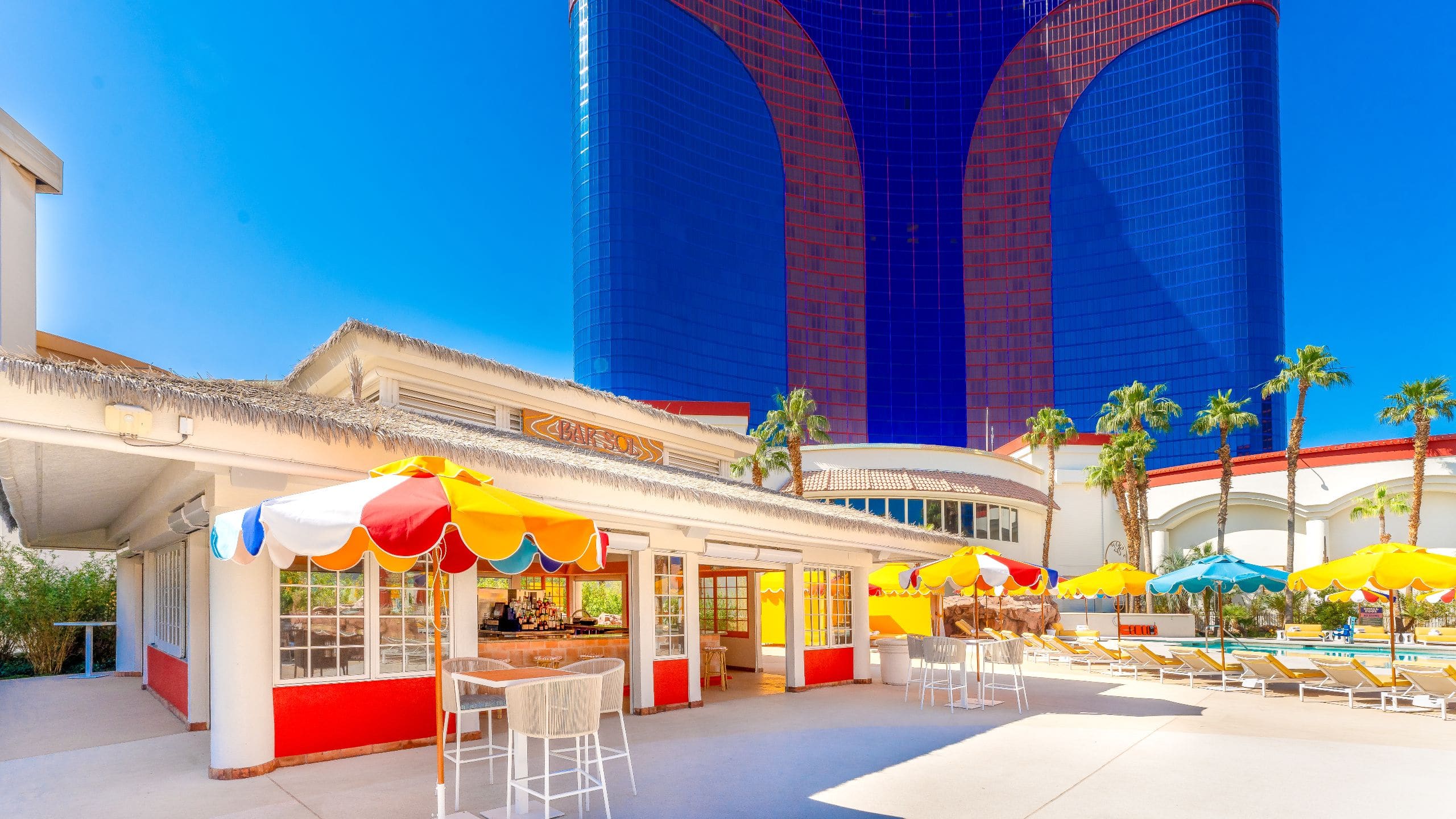 Las Vegas Hotel with Pool | Rio Hotel & Casino