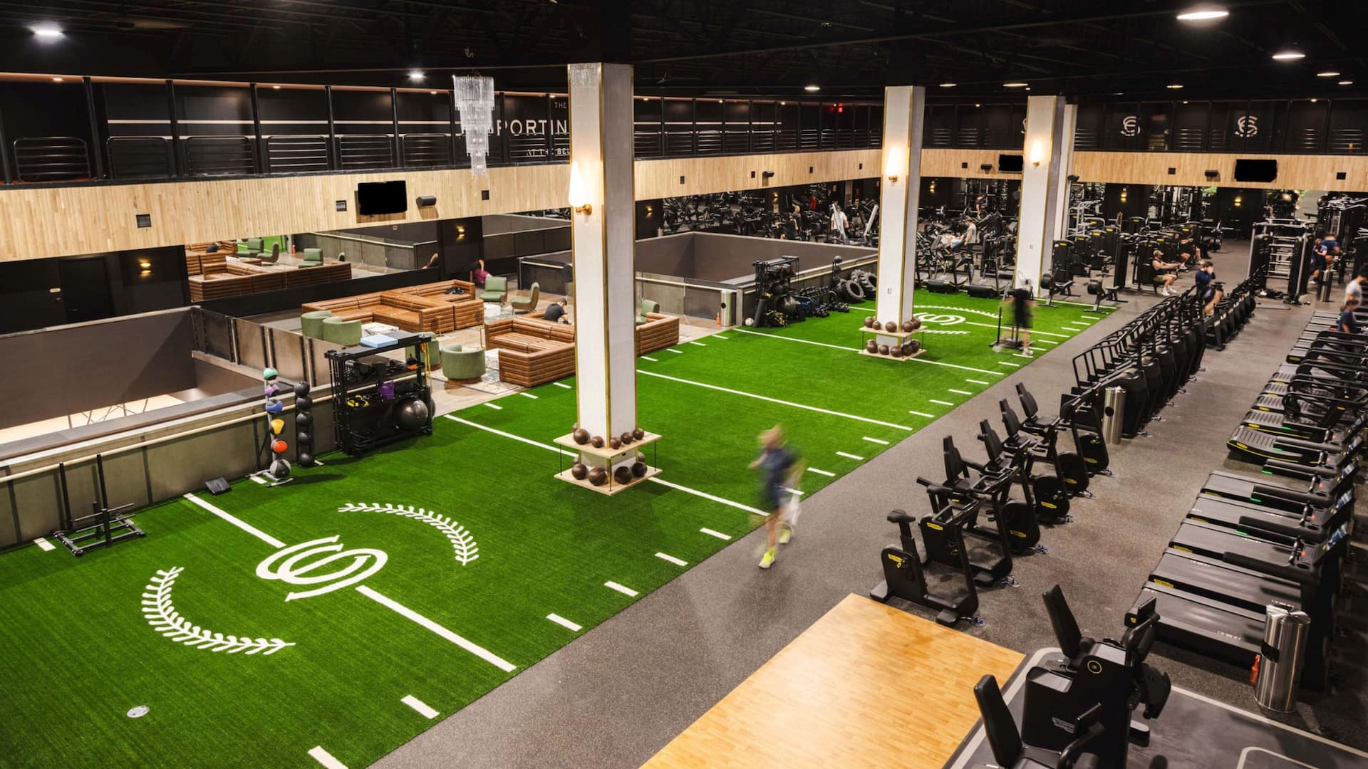 Historic Hotel in Downtown Philadelphia | The Bellevue Hotel