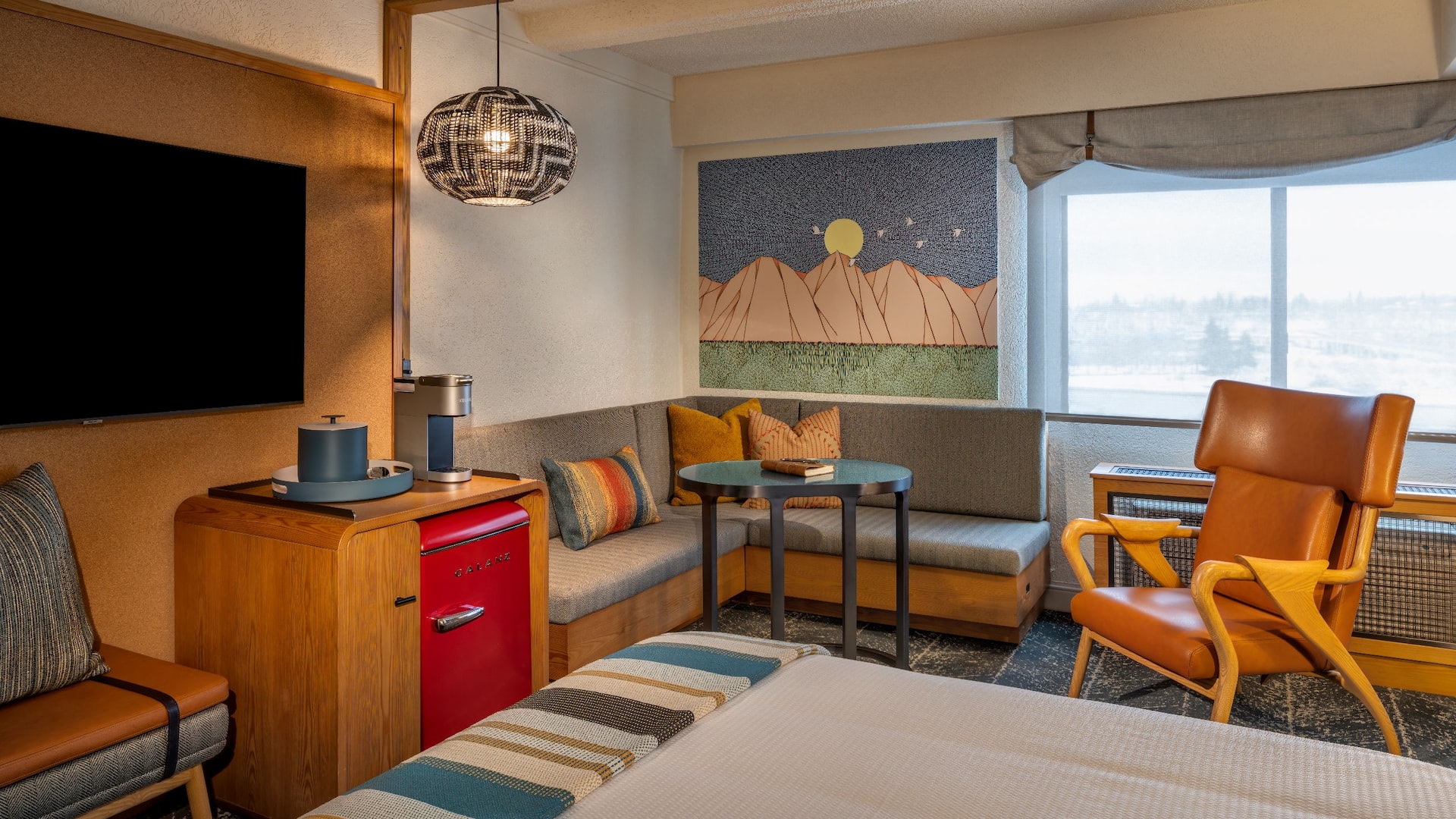 Downtown Anchorage Hotel Rooms & Suites | The Wildbirch Hotel