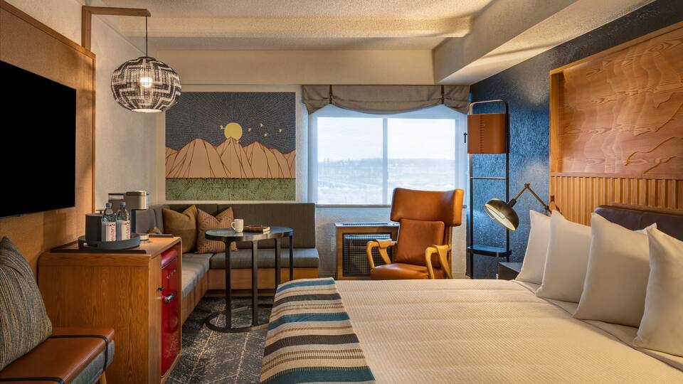 Downtown Anchorage Hotel Rooms & Suites | The Wildbirch Hotel