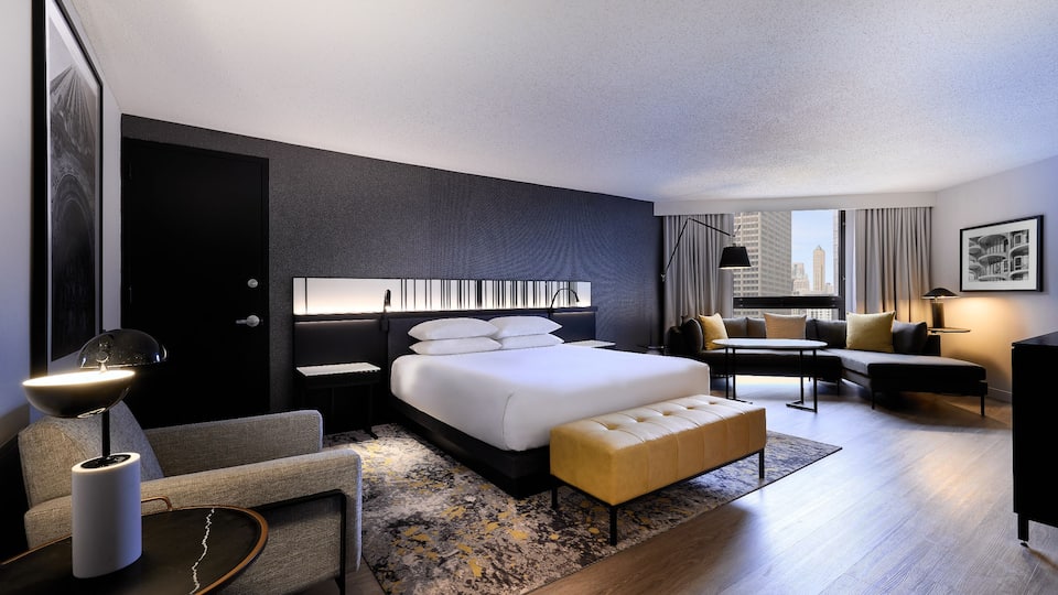 Downtown Chicago Hotel Near The Loop | Hyatt Regency Chicago