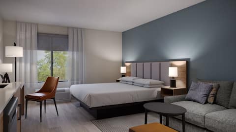 Mobile, AL Hotel Suites | Hyatt Studios Mobile / Tillmans Corner