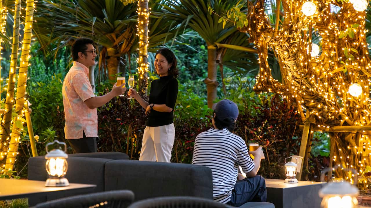 Hotel Restaurants and Bar in Onna-son | Hyatt Regency Seragaki Island ...